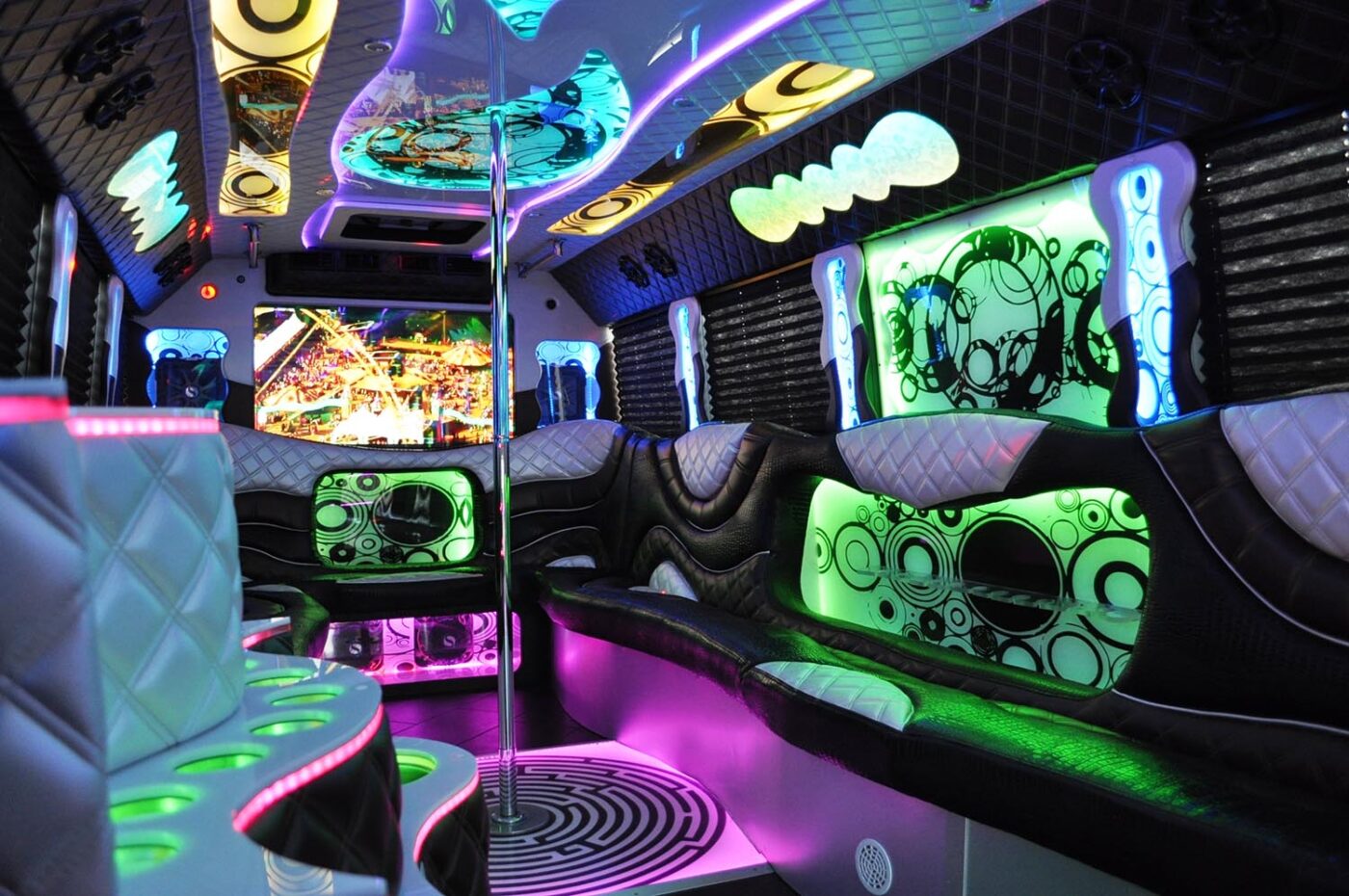 5 Things To Check Before You Rent A Party Bus - TV Acres
